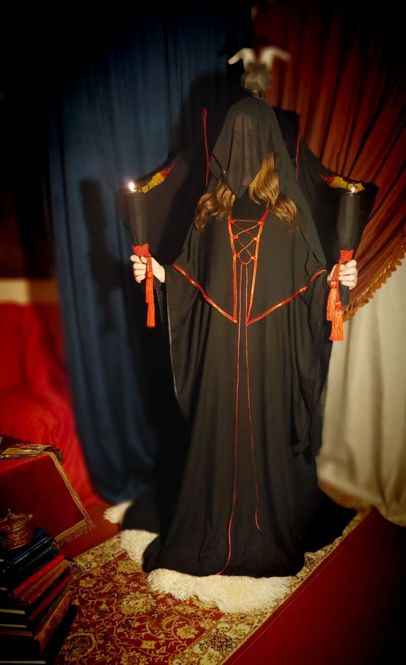 Shawl of Hekate - Logos 373