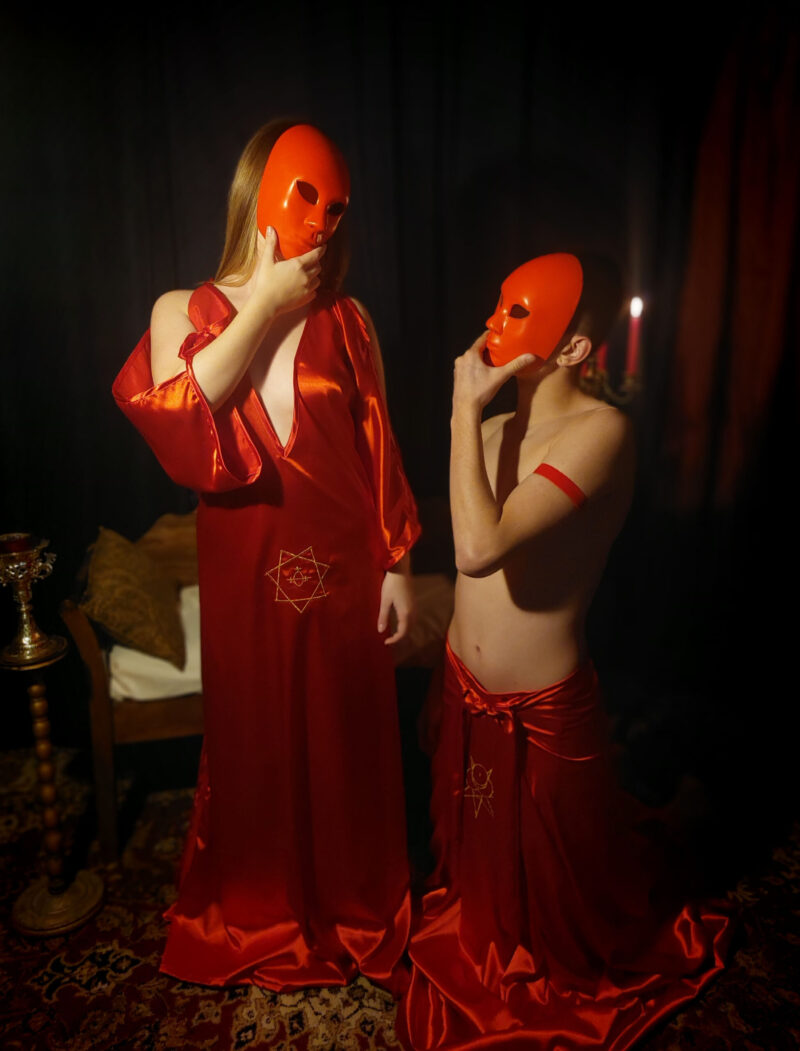 Babalon and the Beast Sacred Vestments - Logos 373